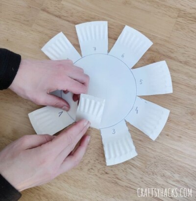 DIY Woven Bowl Out of Paper Plate - Craftsy Hacks