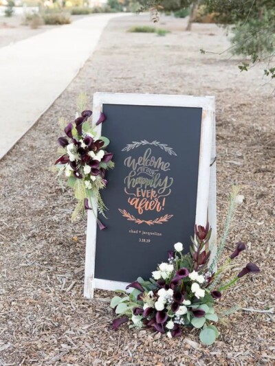 20 Creative DIY Wedding Sign Ideas - Craftsy Hacks