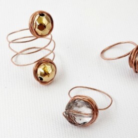 Cute DIY Wire Rings Out of Copper - Craftsy Hacks