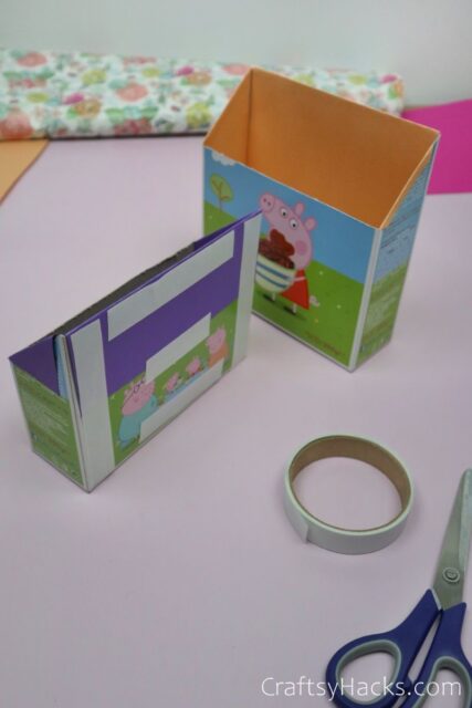 DIY Desk Organizer Out of Cereal Boxes - Craftsy Hacks