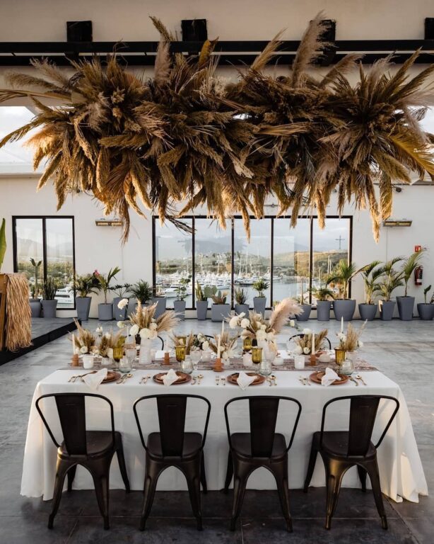 31 Unique Wedding Reception Ideas - Craftsy Hacks