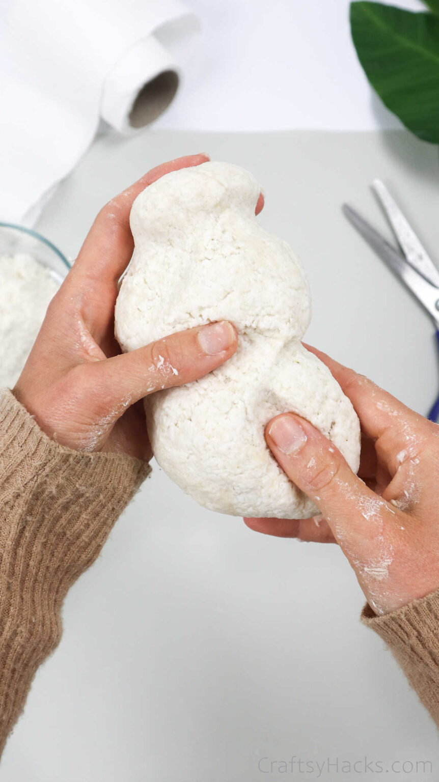 How to Make Paper Mache (Step-by-Step) - Craftsy Hacks