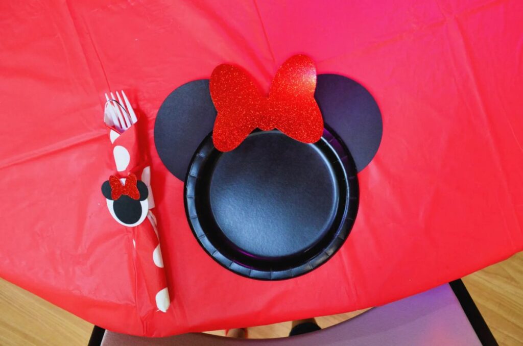 47 Fun Paper Plate Crafts for Kids - Craftsy Hacks