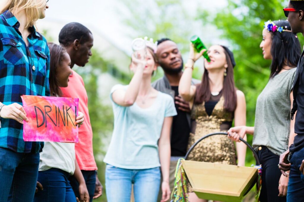 21 Best Beer Drinking Games for Next Party - Craftsy Hacks