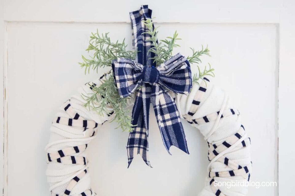 31 Winter Decor Ideas for the Home - Craftsy Hacks