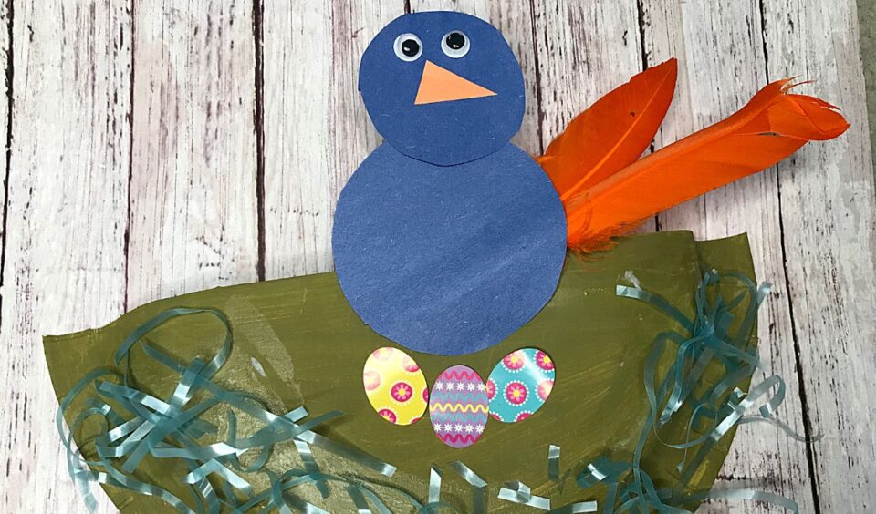 41 Fantastic Feather Crafts - Craftsy Hacks