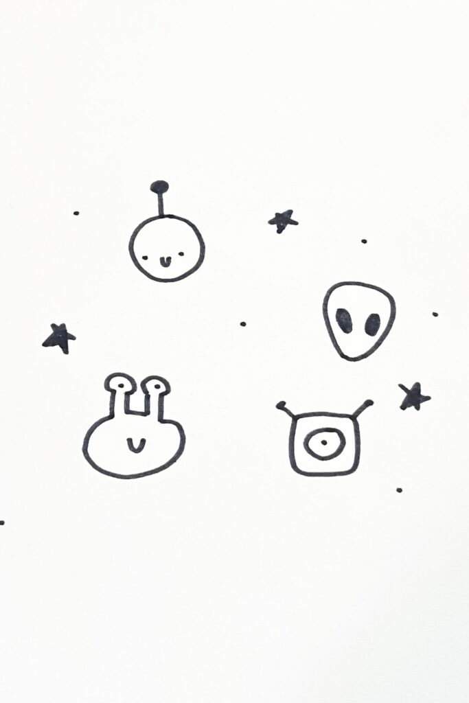 31 Outer Space Drawing Ideas - Craftsy Hacks