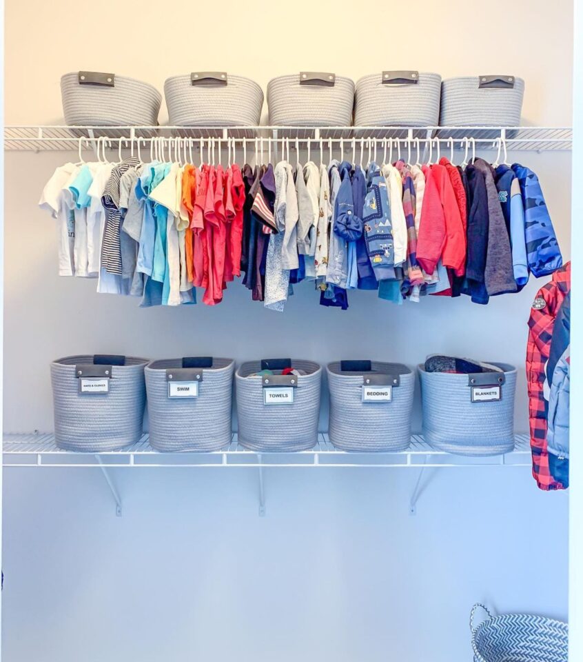 21 Simple Ways to Organize a Bedroom to Get Rid of Clutter - Craftsy Hacks