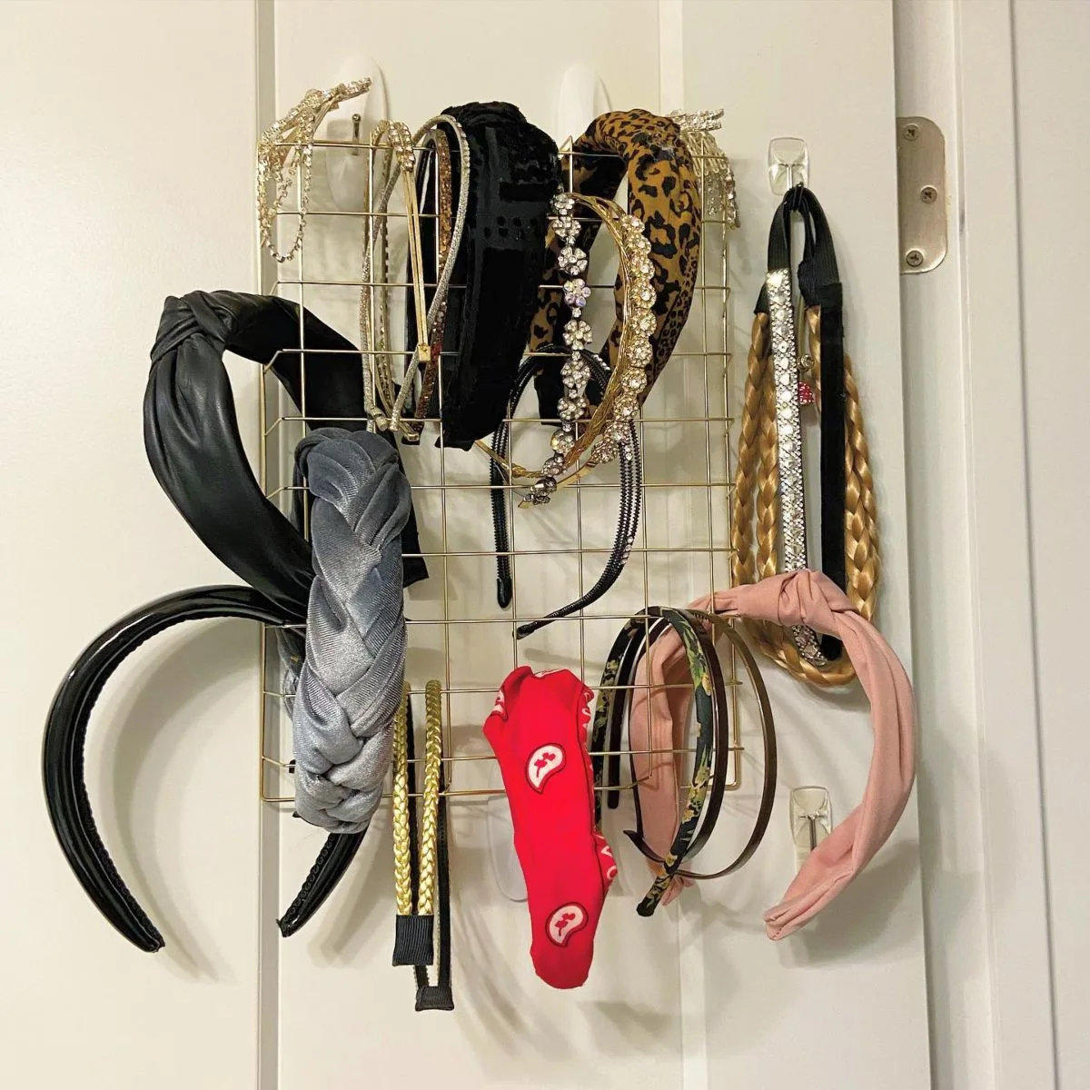 21 Stylish DIY Projects to Organize Your Home - Craftsy Hacks