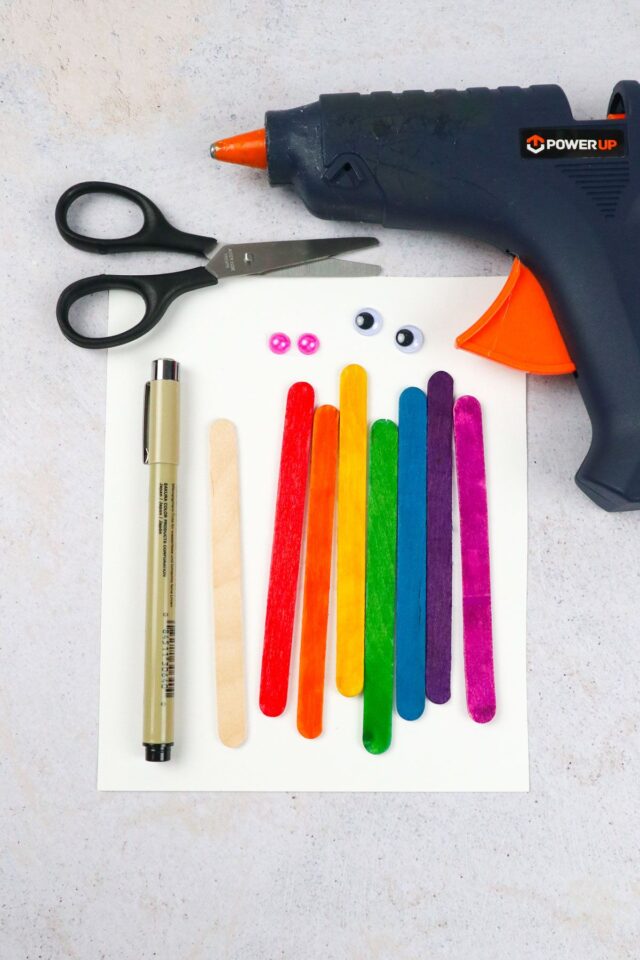 The Cutest Rainbow Popsicle Stick Craft - Craftsy Hacks