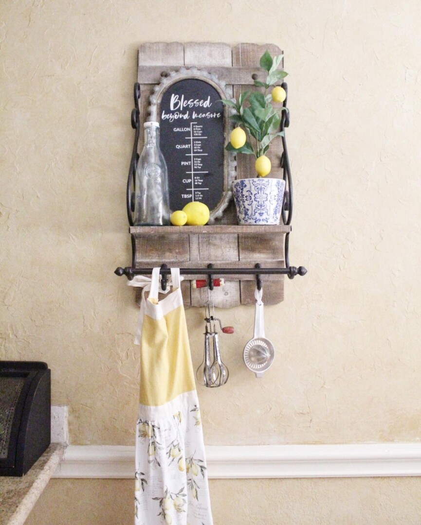 31 The Most Stunning Summer Farmhouse Decor Ideas - Craftsy Hacks