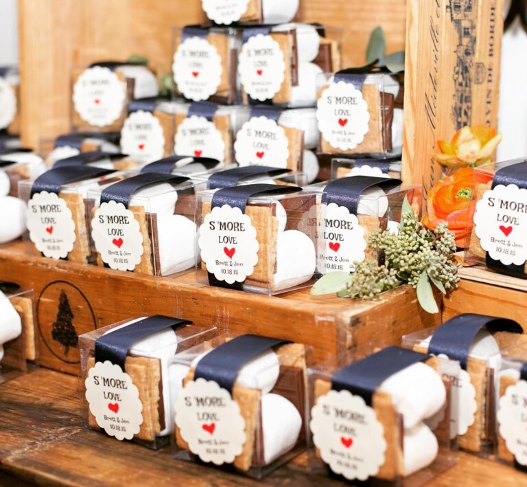 31 Insanely Cute Wedding Ideas You'll Love - Craftsy Hacks