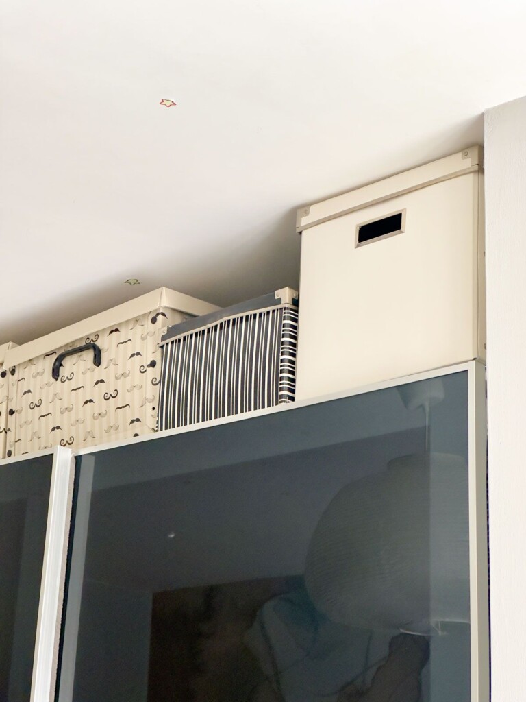 21 Clever Organizing Hacks for Tiny Homes - Craftsy Hacks