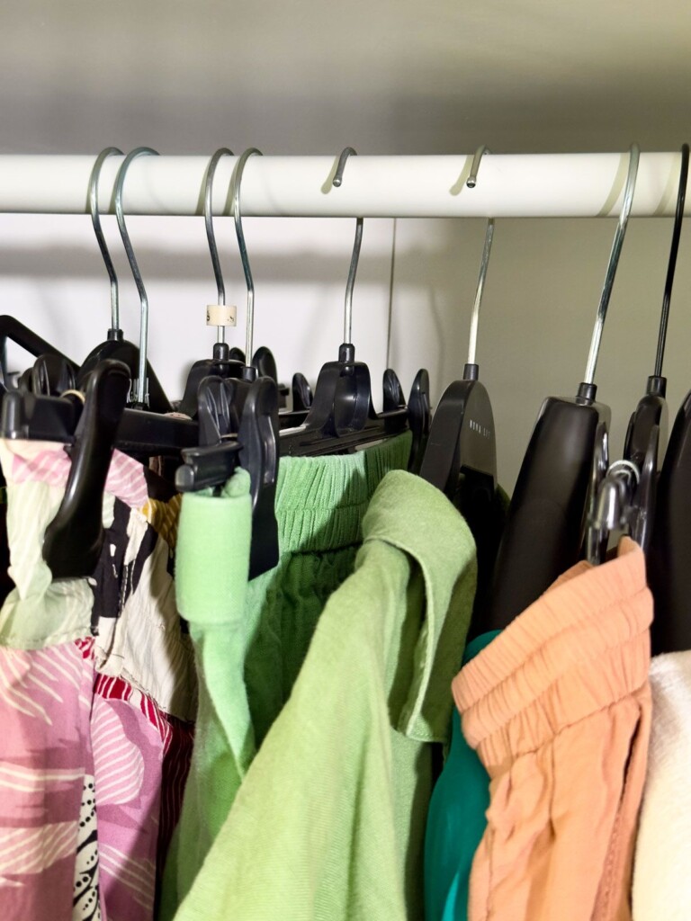 21 Clutter-Busting Hacks You Wish You Knew Sooner - Craftsy Hacks