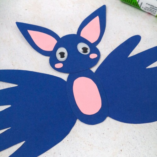 Handprint Bats - Craftsy Hacks