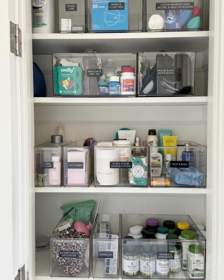 21 Awesome Toiletries Storage Hacks - Craftsy Hacks