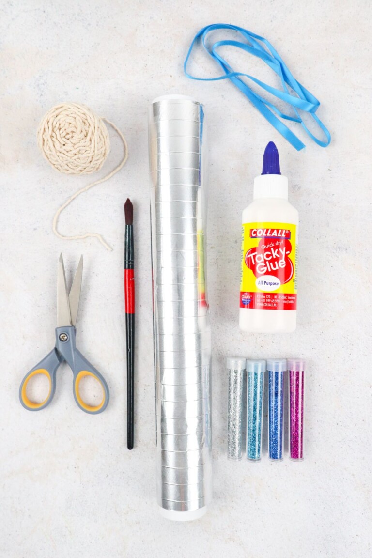 DIY Sparkling Icicle - Craftsy Hacks