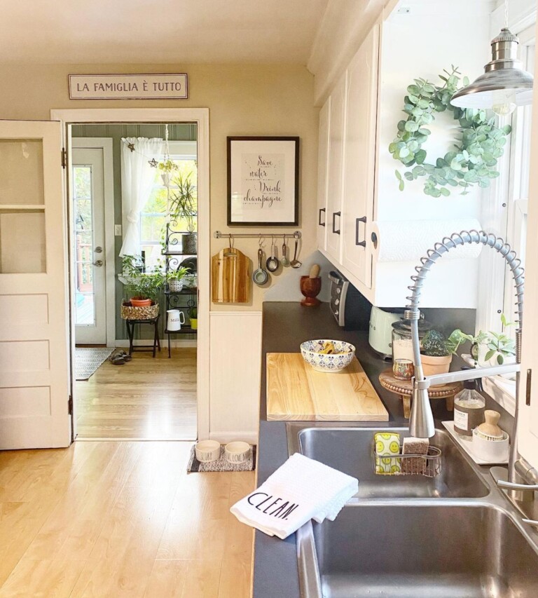 21 Genius Kitchen Wall Storage Hacks That'll Work for You - Craftsy Hacks