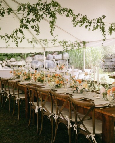 27 Stunning Long Table Wedding Ideas - Craftsy Hacks