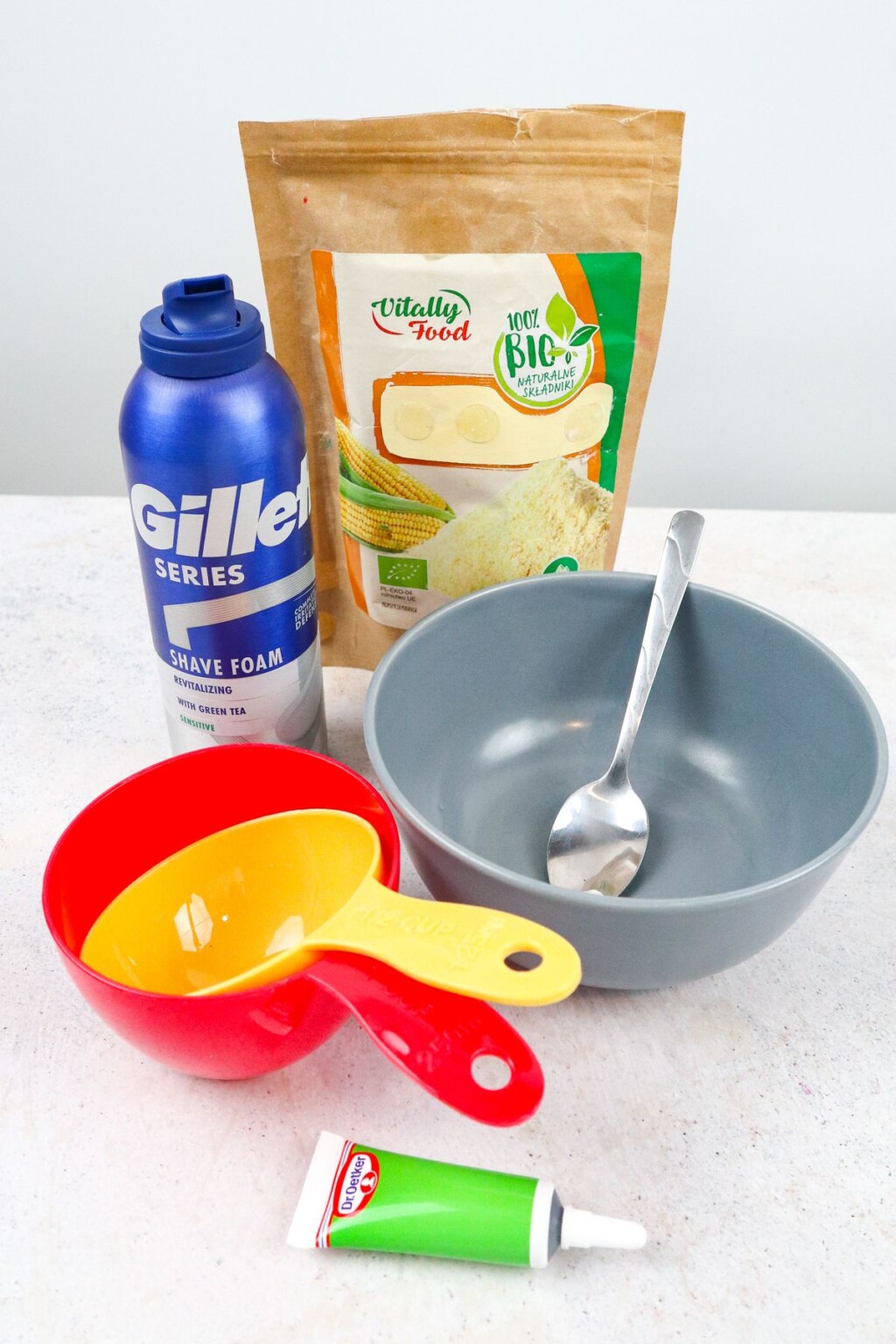 DIY Foam Dough - Craftsy Hacks