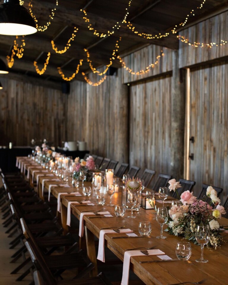 27 Stunning Long Table Wedding Ideas - Craftsy Hacks