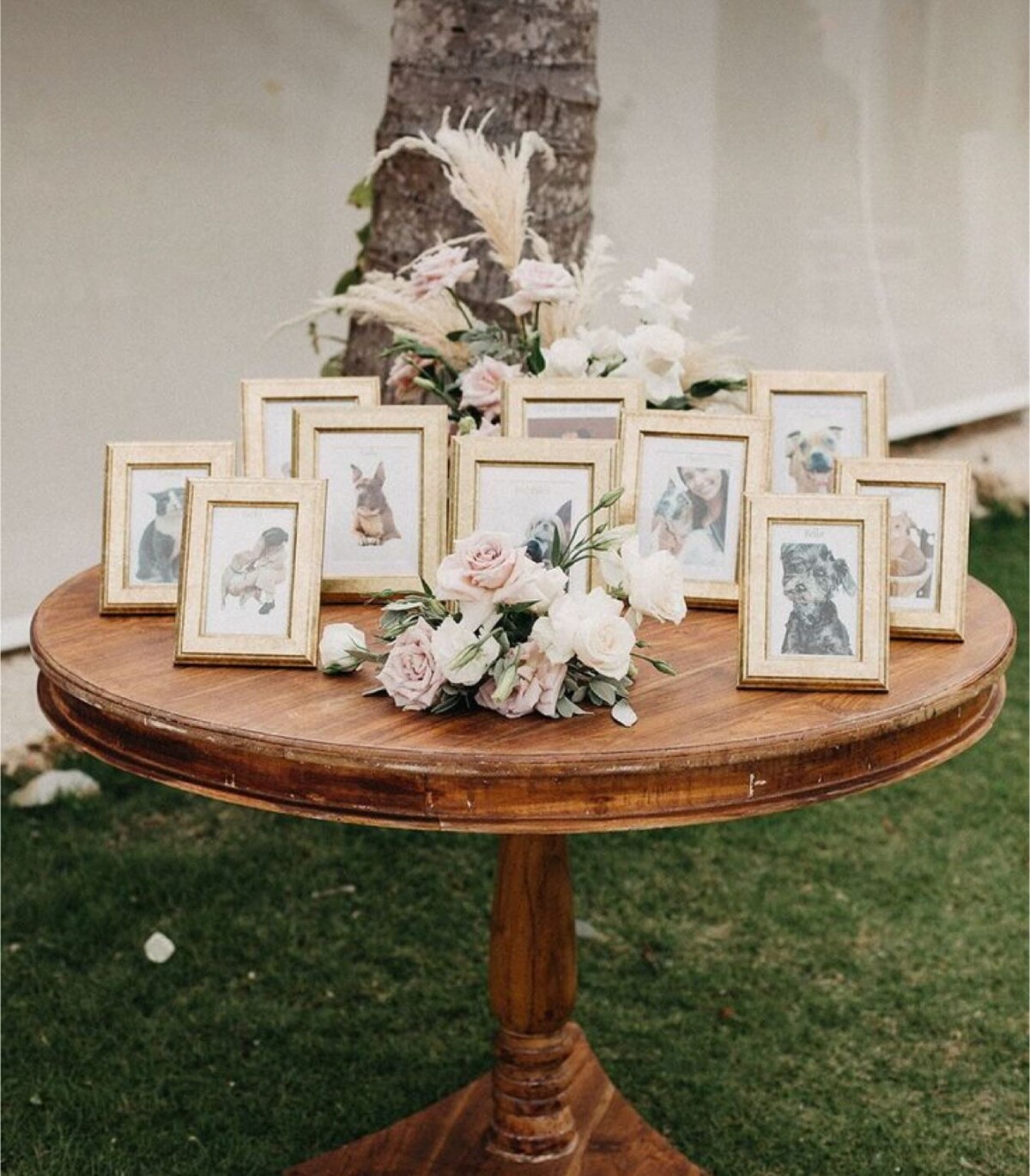 23 Stunning Wedding Memory Table Ideas - Craftsy Hacks