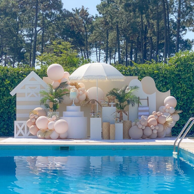 17 Fun Pool Party Themes for Adults - Craftsy Hacks