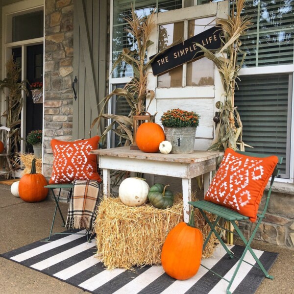 31 Fall Outdoor Decor Ideas to Level Up Your House - Craftsy Hacks